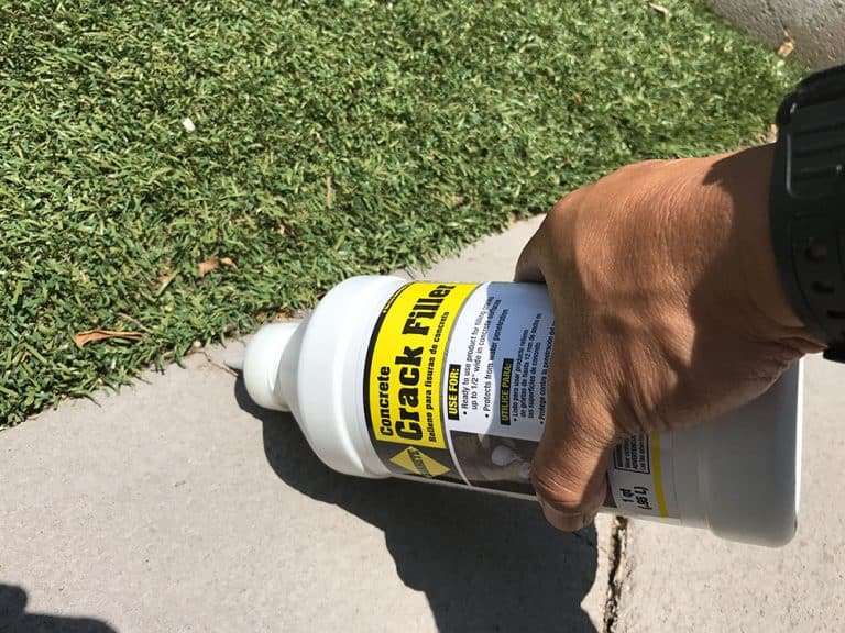 5 Ways To Handle a Rude Neighbor