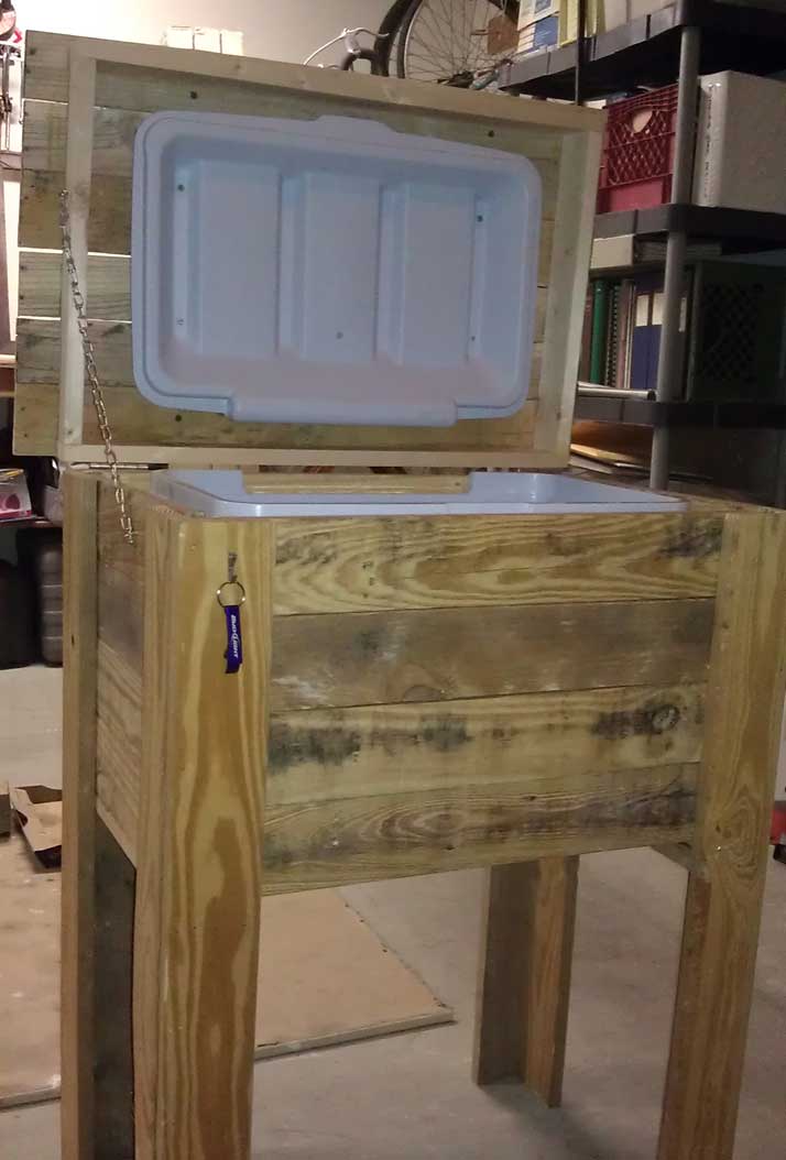 How To Build a Cooler Stand from Pallets