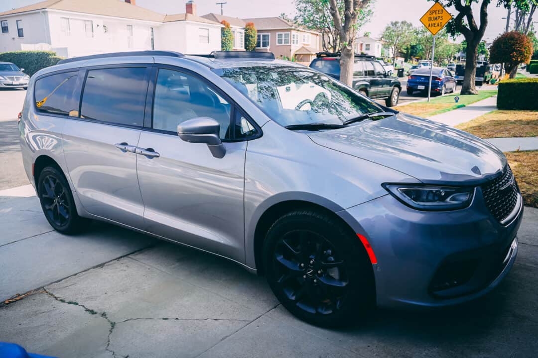 Chrylser Pacifica Photos